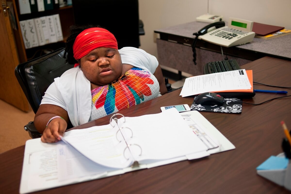 Byronica Banks - Brenau Window : Brenau Window